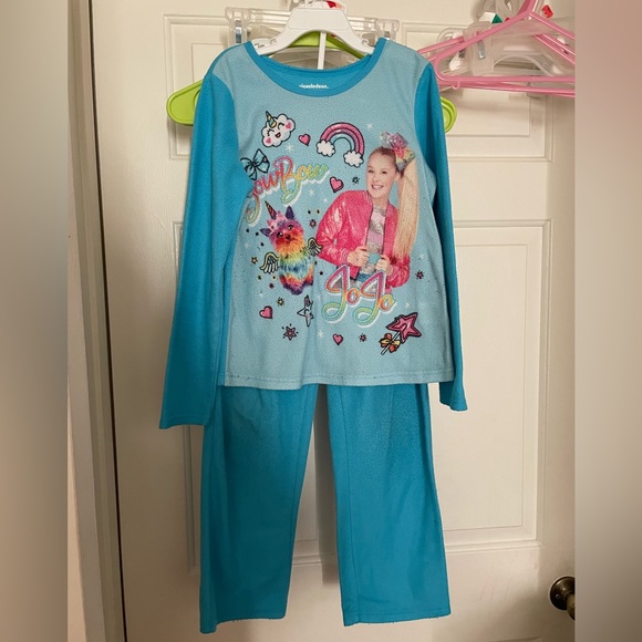 JoJo Siwa | Pajamas | Jojo Siwa Pajama Set Girls Size 78 | Poshmark